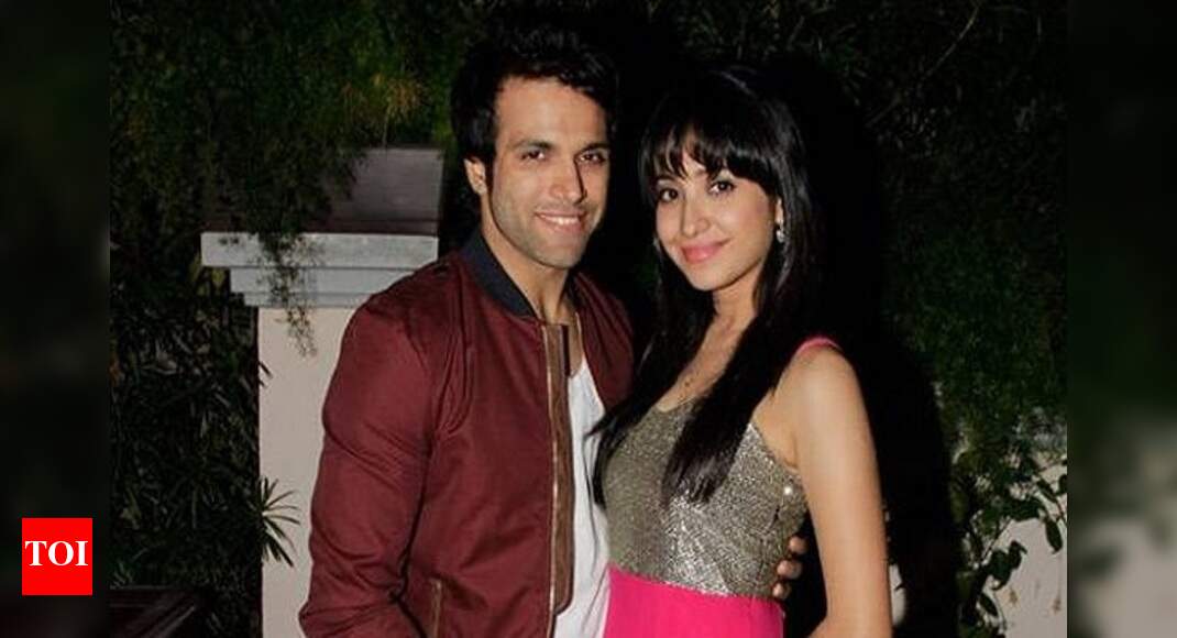 Asha and Rithwik to host a show on Ganpati festival - Times of India