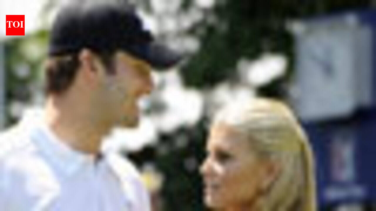 Pals, booze behind Simpson-Romo split? | English Movie News - The Times ...