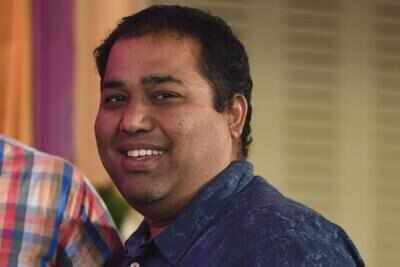 CV Kumar to make his directorial debut | Tamil Movie News - Times of India