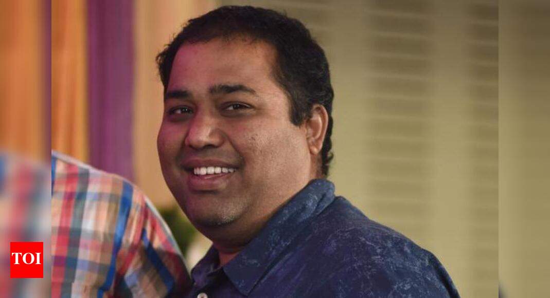 CV Kumar to make his directorial debut | Tamil Movie News - Times of India