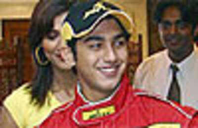 Armaan scores point in F2 Championship | undefined News - Times of India