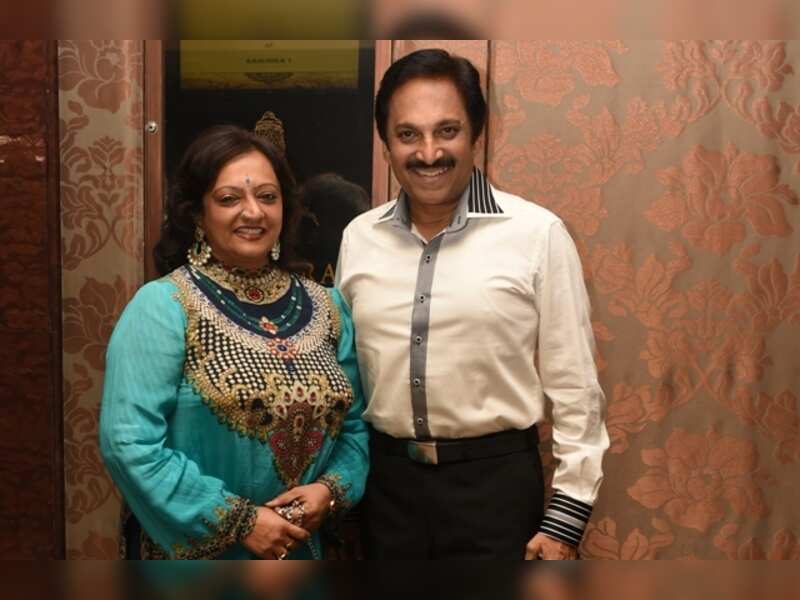 Lakshmi and Ravichander enjoyed Aamir Raza Husain’s play, A Lion In ...