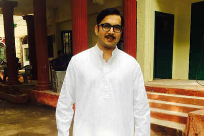 Ajay Chaudhary turns Bengali - Times of India