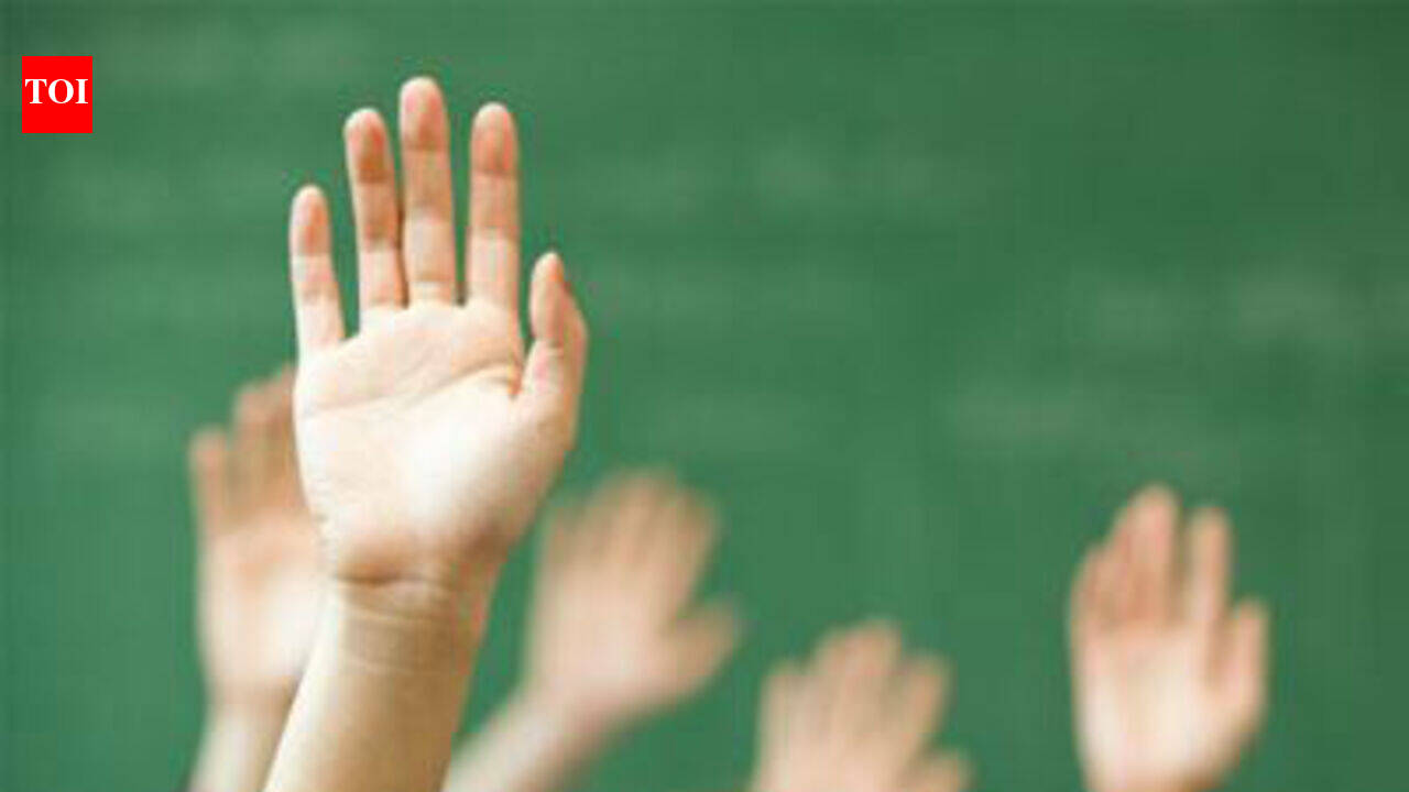 100 model schools to open in Odisha | The Times of India
