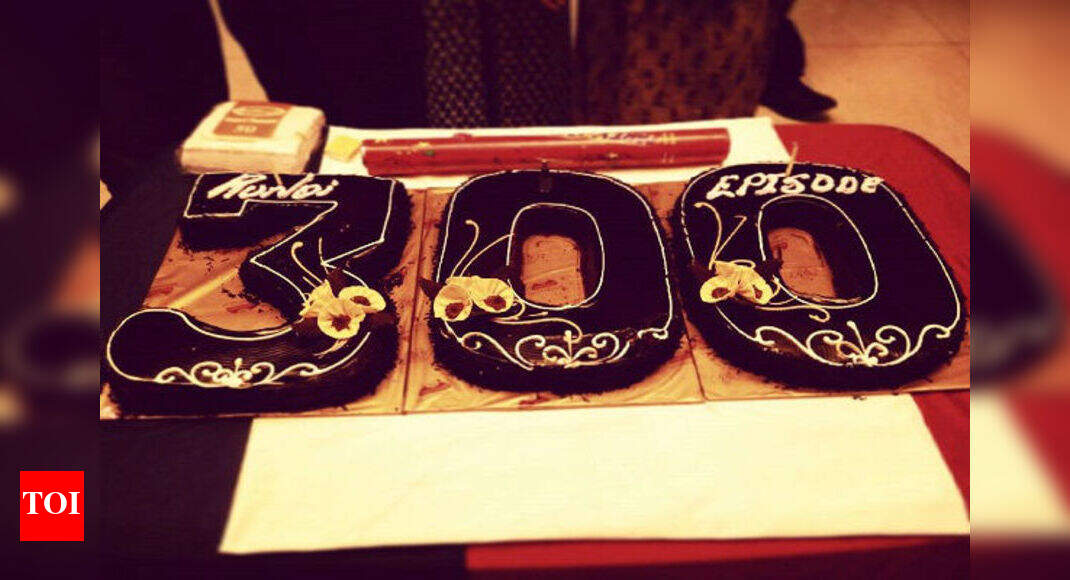 Runji completes 300 episodes - Times of India