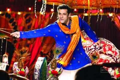 Salman Khan inspired dance moves you could twirl to this Navratri ...