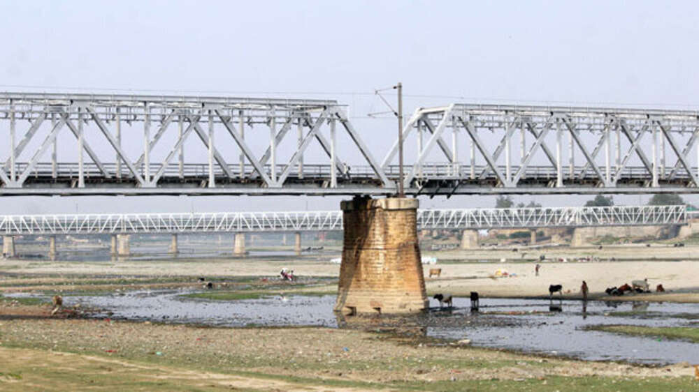 New railway bridge to be constructed on Yamuna river to shift traffic ...