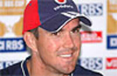 Pietersen cooks kebab, dines with RCB fans | New Zealand in India 2016 ...
