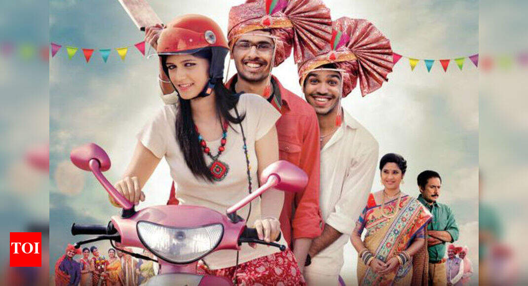 Child artiste introduces film cast | Marathi Movie News - Times of India