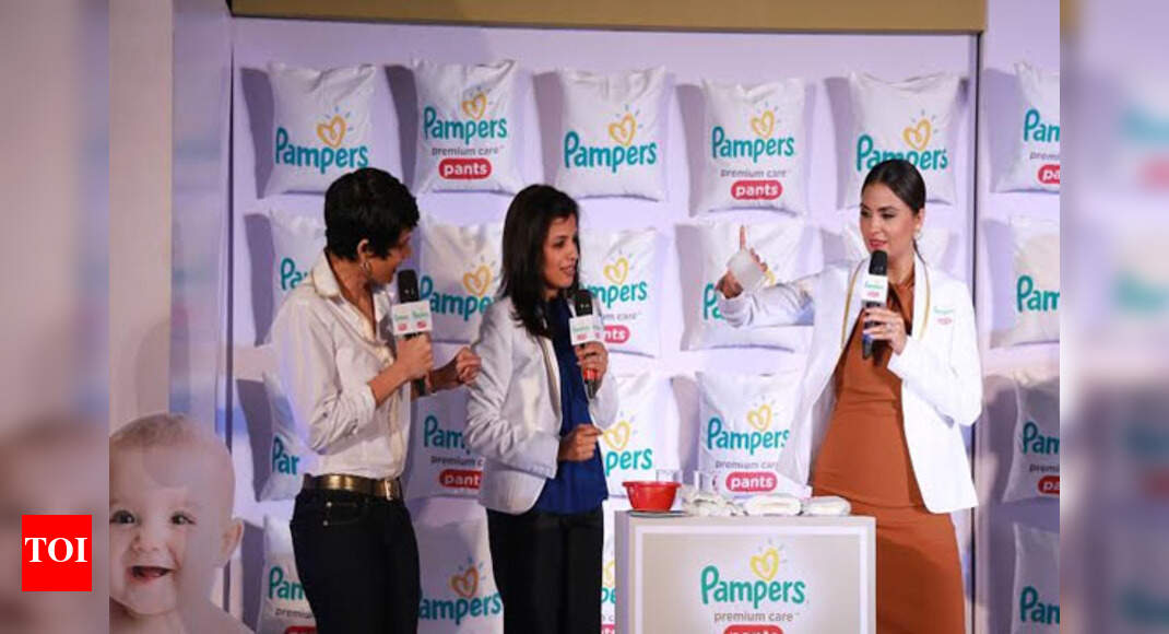 Yummy mummy Lara Dutta takes diaper test! | Hindi Movie News - Times of ...