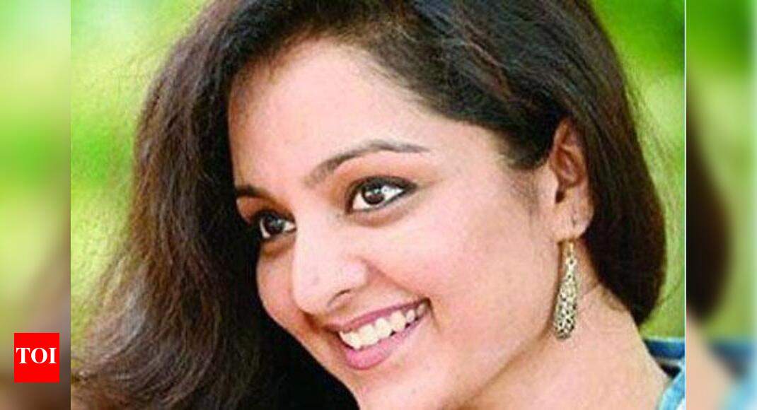Manju Warrier thanks Rani Padmini crew | Malayalam Movie News - Times ...