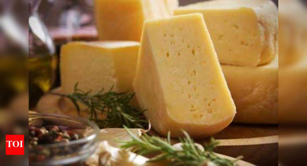 Cheese as addictive as drugs - Times of India