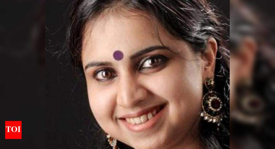 Mridula Warrier croons for Rudramadevi | Malayalam Movie News - Times ...