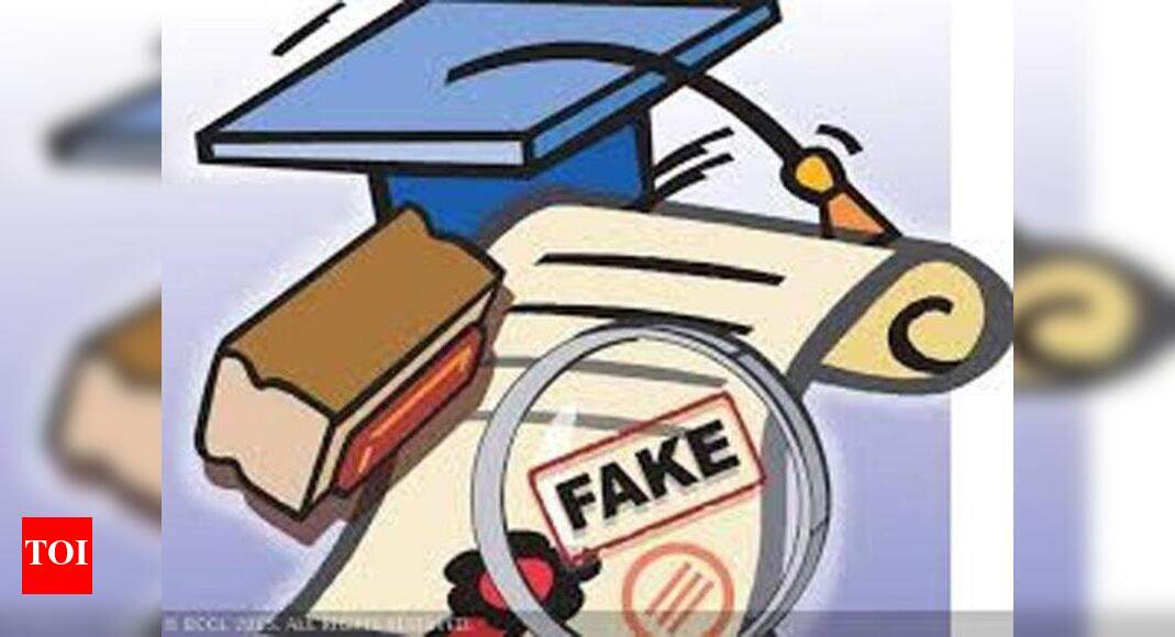 5 MBBS students arrested for producing fake certificates - Times of India