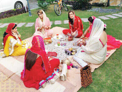 Delhi’s biggest kitty party is here: Karva Chauth - Times of India