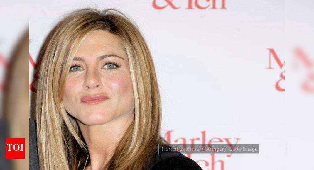 Jennifer Aniston in talks to star in 'What Alice Forgot' | English ...