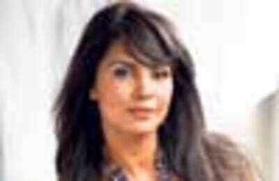 Sanju and Lara: Dance with the dolphins! | Hindi Movie News - Times of ...