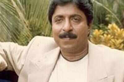 Never made comments on communism: Sreenivasan | Malayalam Movie News ...
