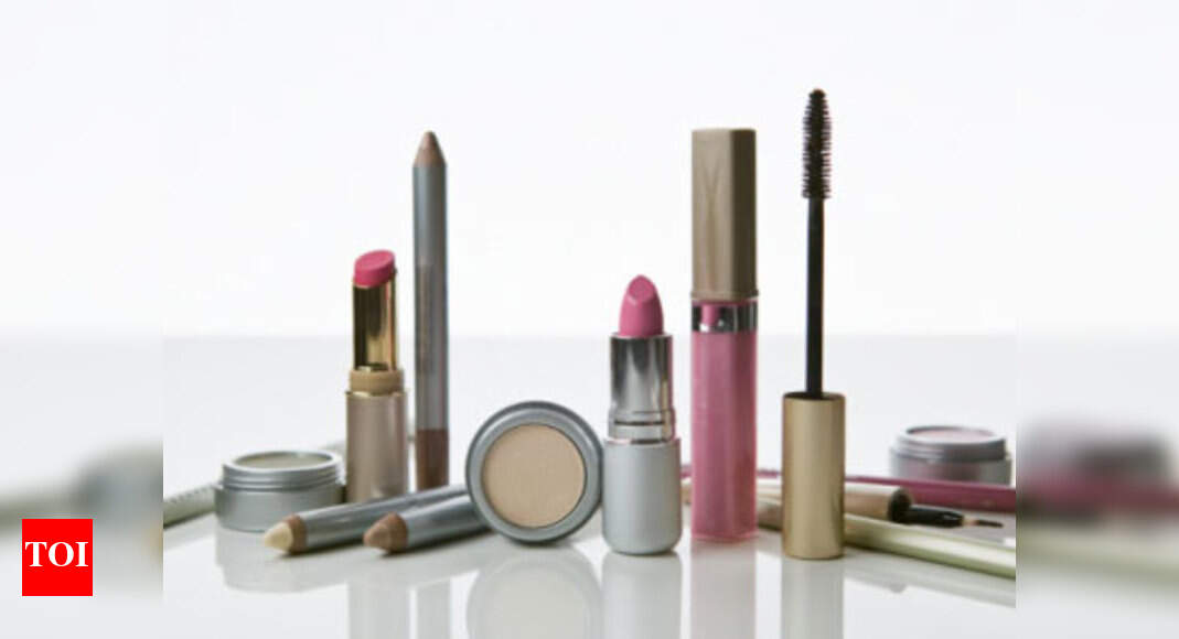 Risky impact of unlabelled face cream - Times of India