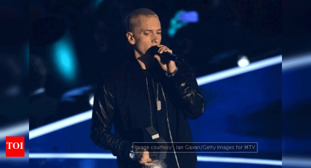 Eminem surprise crowd with performance at Big Sean's concert | English ...