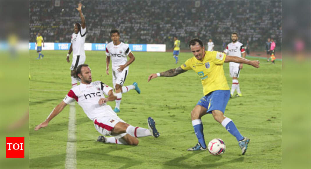 Fans hurl bottles at NorthEast United players after 1-4 defeat ...