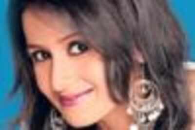 Ekta, kiss and tell ? - Times of India