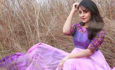 Bhamaa clarifies on her viral picture | Malayalam Movie News - Times of ...