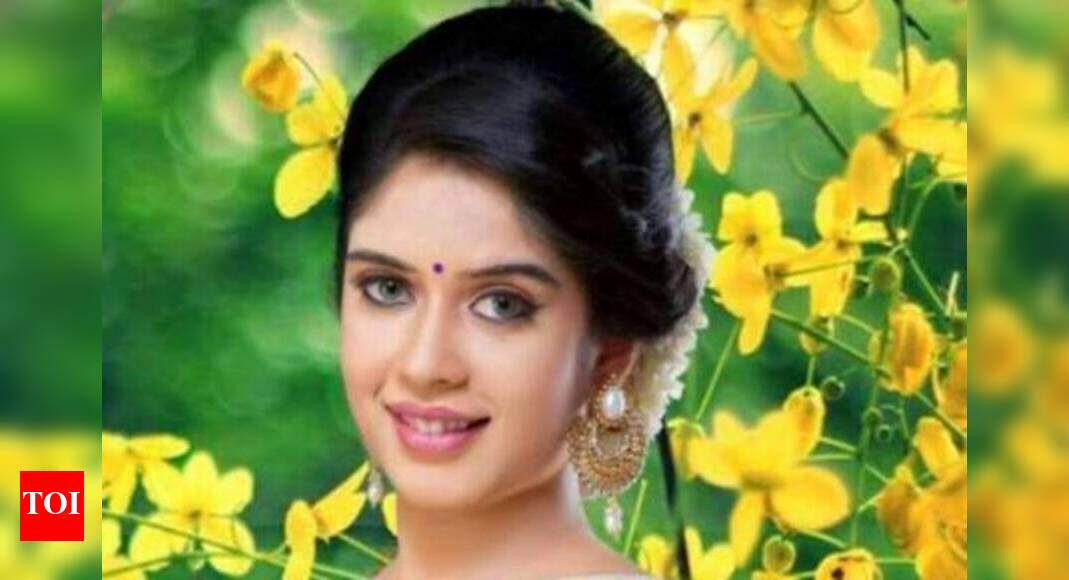 Madhupal: I’m not romancing my brother: Parvathy Ratheesh | Malayalam ...