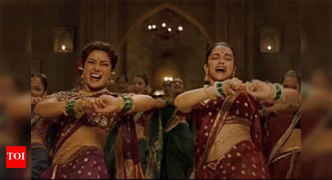 BACKSTAGE PASS - Orchestrating a Deepika-Priyanka face-off | Hindi ...