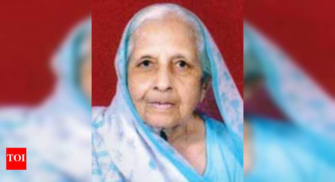 Smt. Chamelibai R Sacheti - Times of India