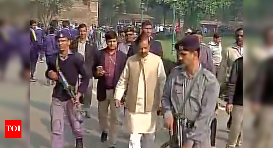 Pathankot attack: Security stepped up in Delhi | India News - Times of ...