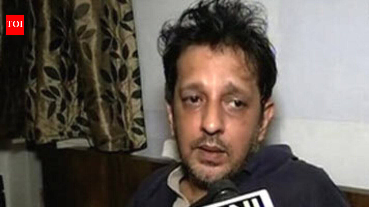 Man sues BMC for Rs 1.5 crore after falling into manhole