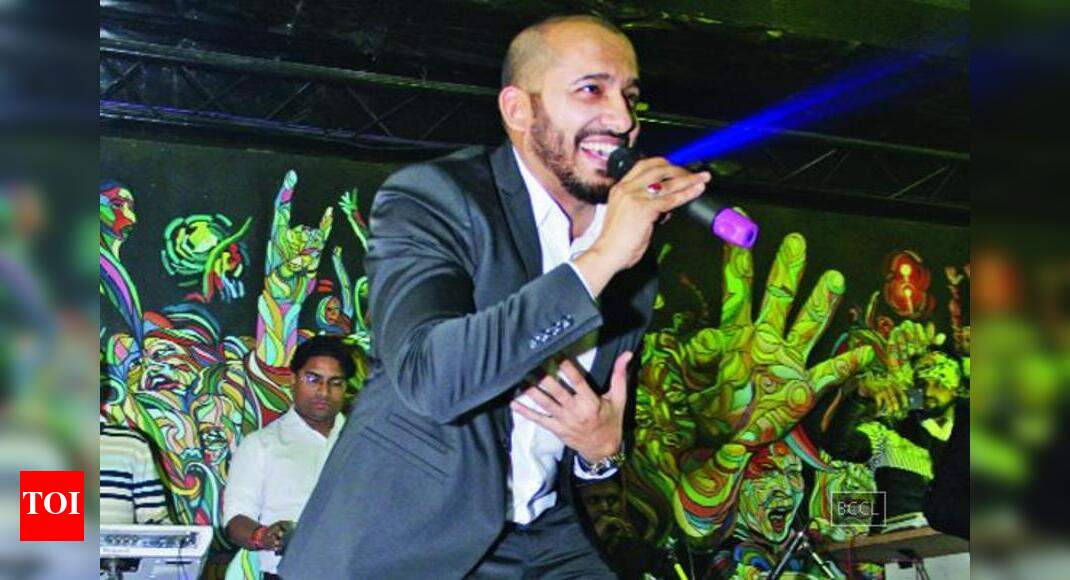 Ali Quli Mirza rocks the night at Grand Royal Night Club in Delhi ...
