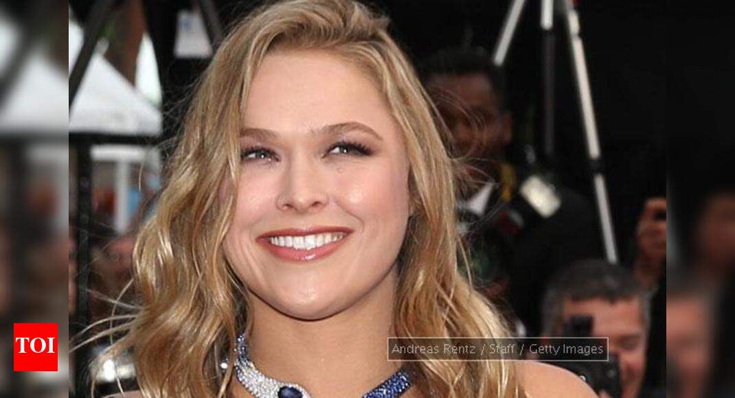 Ronda Rousey wants sleepover with Jennifer Lawrence | English Movie ...