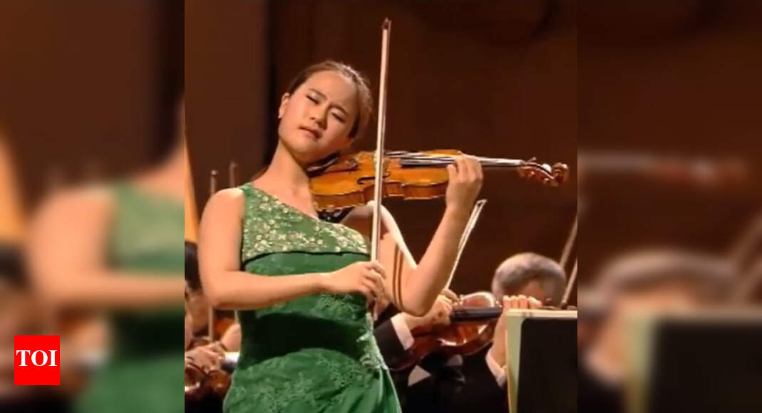 A victorious violinist comes to Mumbai with a prized fiddle | Mumbai ...