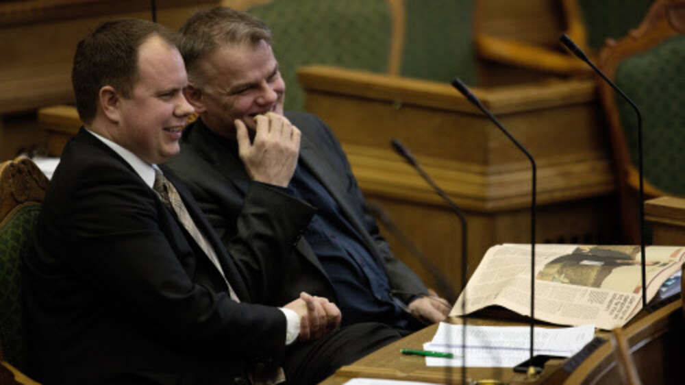 Danish parliament adopts controversial reforms on asylum seekers | The ...