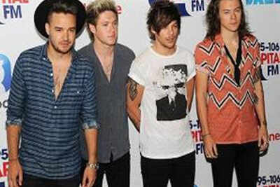 Zayn Malik features in One Direction 'History' video | English Movie ...