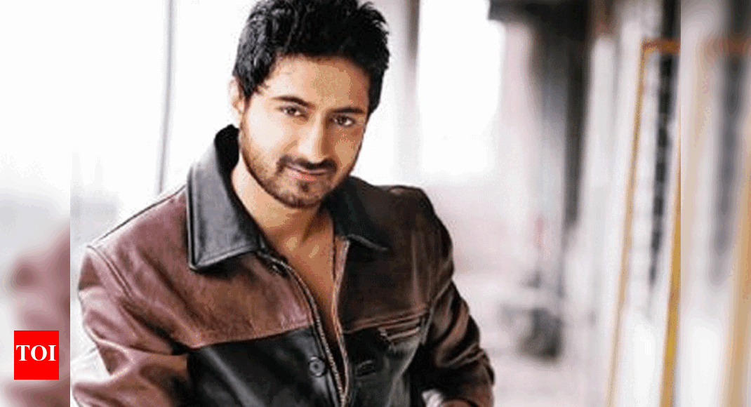 Pradhuman Singh: Outsiders can't falter in the film industry | Hindi Movie News - Times of India