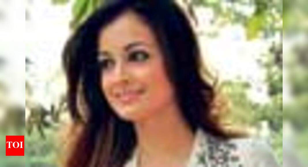 Dia’s daring avatar | Hindi Movie News - Times of India