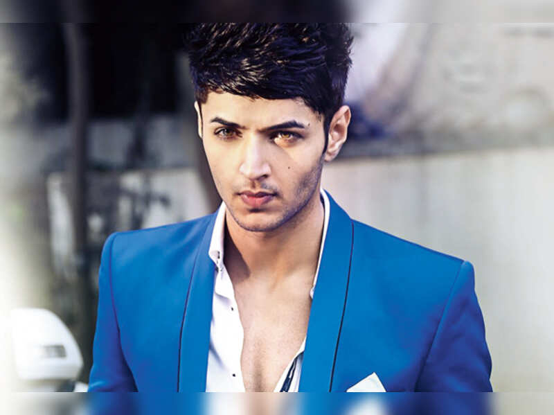 Siddharth Gupta to take over from Karan Kundra as TV host - Times of India