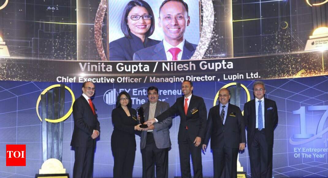 Adv: Vinita and Nilesh Gupta of Lupin Limited win EY Entrepreneur Of ...