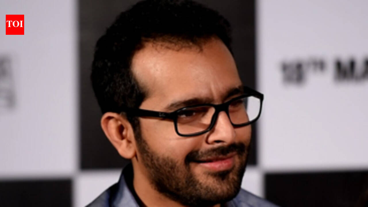 Shakun Batra talks about ‘Kapoor and Sons’
