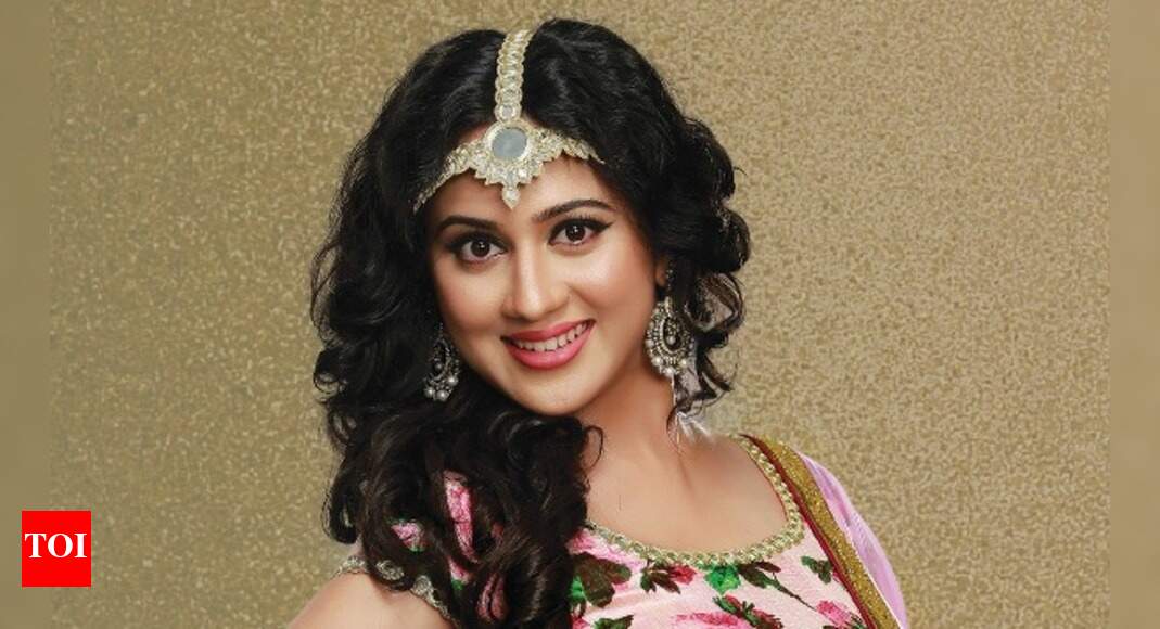 Miya in 'Star Life' - Times of India