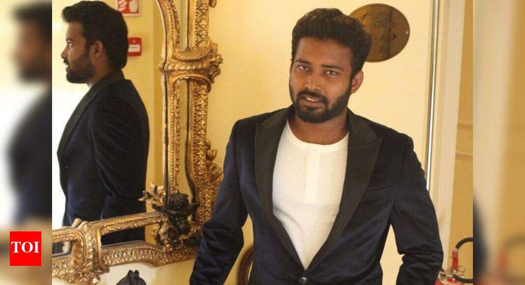 Dinesh to play a politician | Tamil Movie News - Times of India