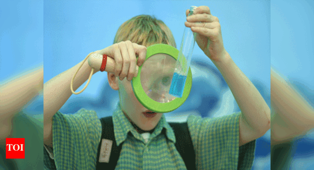 5 wacky science experiments to try with kids this summer - Times of India