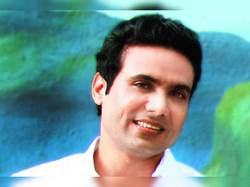 Salim Diwan represents the youth's passion for Hindi cinema | Hindi ...