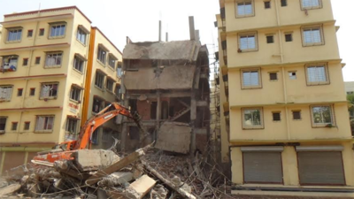Three of 14 illegal residential buildings in Virar pulled down | Mumbai ...