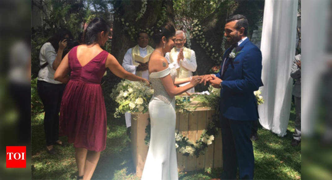 Robin Utthapa, Dhawal Kulkarni get hitched on same day | Off the field ...