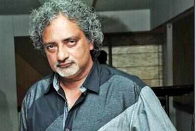 Joy Mathew against awards jury | Malayalam Movie News - Times of India