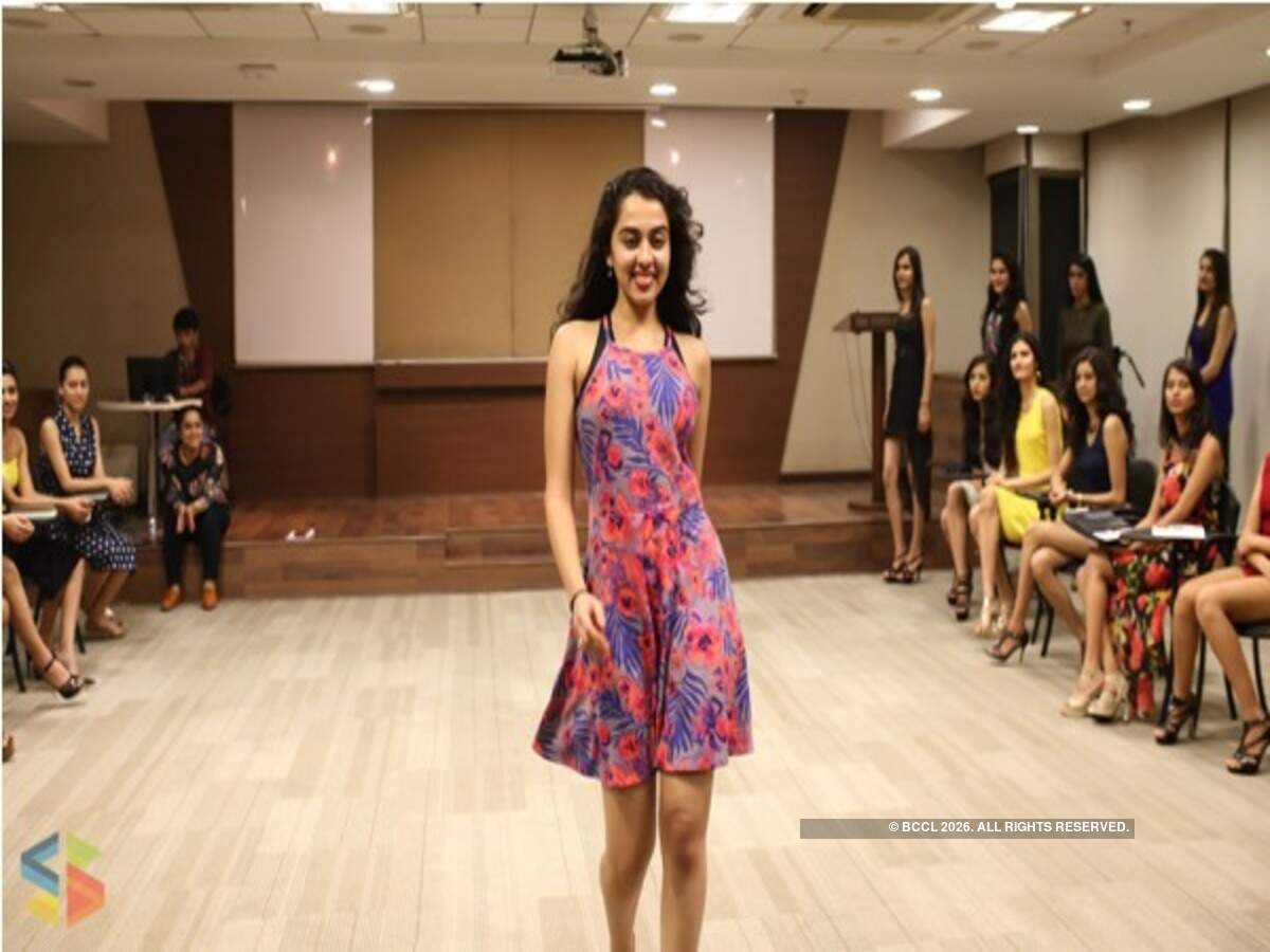 Miss Ramp Walk sub contest with Alesia Raut